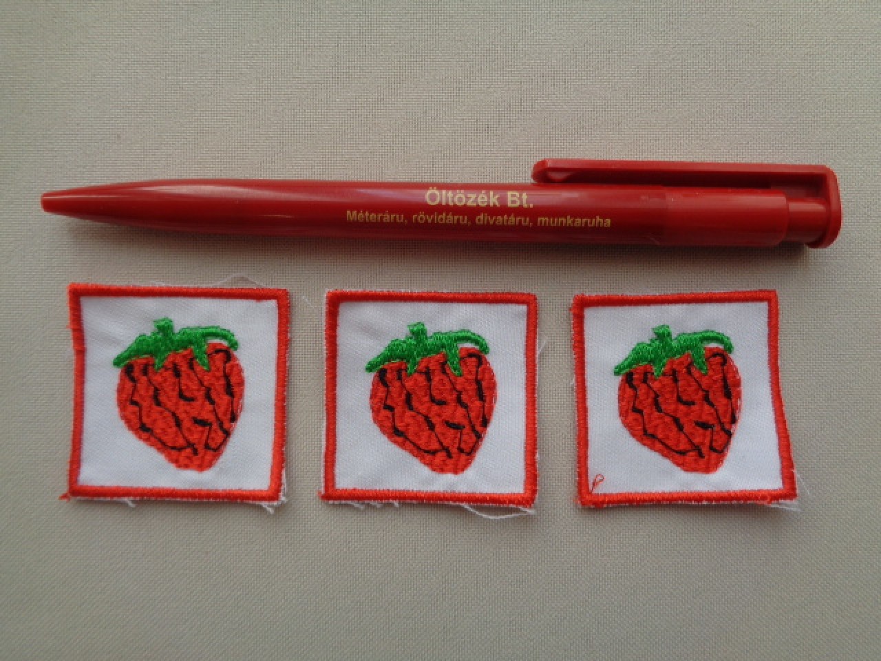 Ovis jel, eper (4874) - A textíliák világában 40 év tapasztalat ...